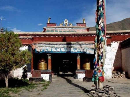 Monastère de Traduk à Tsétang - voyage et découverte - Tibet Roads